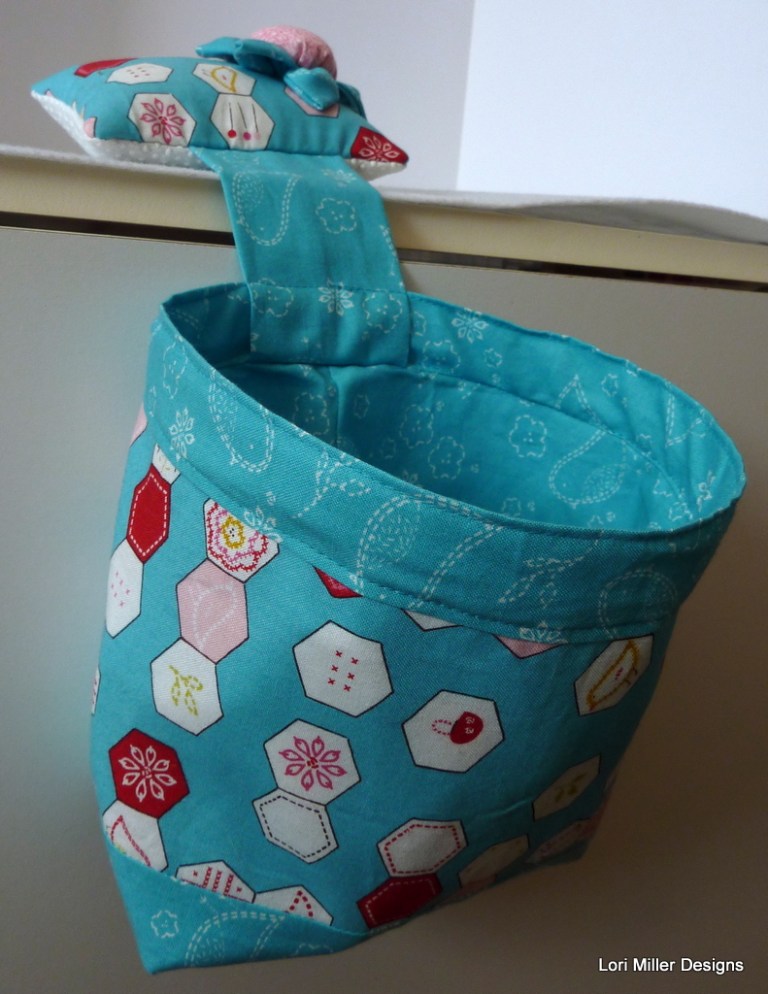 Dizzy Daisy Thread Catcher | Lori Miller Designs