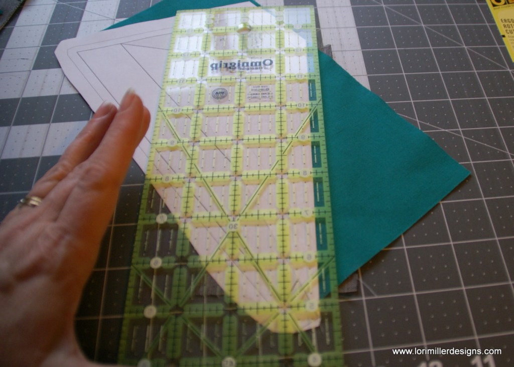 Free Tutorial: Stardrop Table Topper | Lori Miller Designs